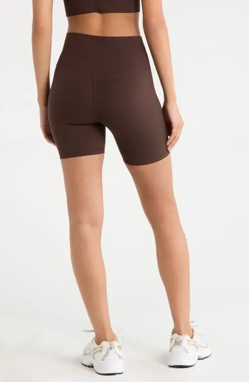 Zella Studio Luxe Bike Shorts - Brown Mole