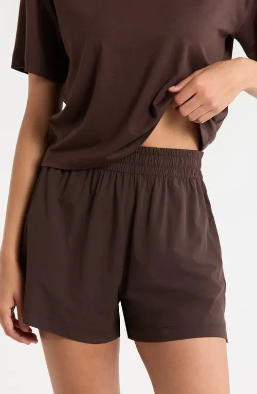 Zella Atlas High Waist Daily Shorts - Brown Mole