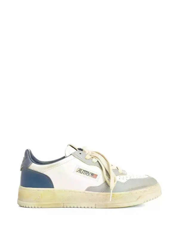 AUTRY Medalist Low Super Vintage Sneakers - White