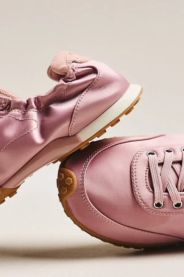 HOFF Bridge Satin Scrunch Sneakers - Rose