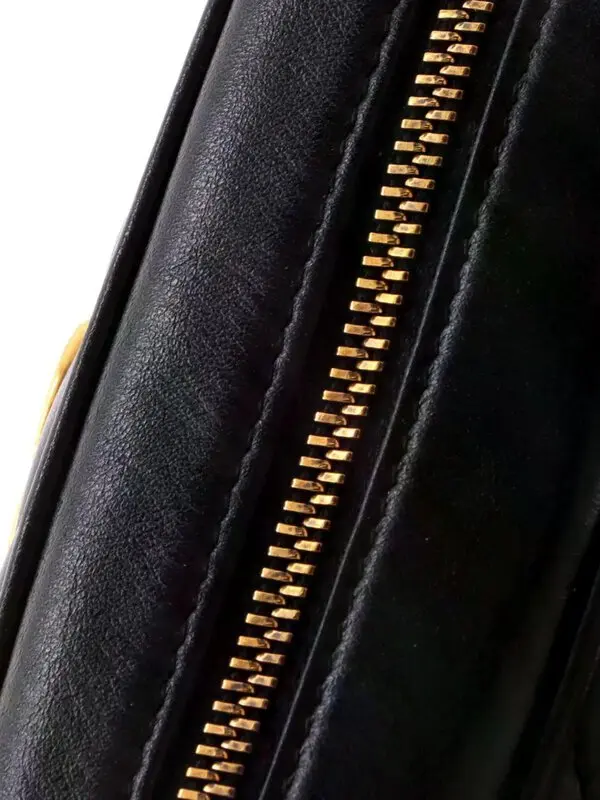 Gucci Gg Marmont Mini Crossbody Bag - Black