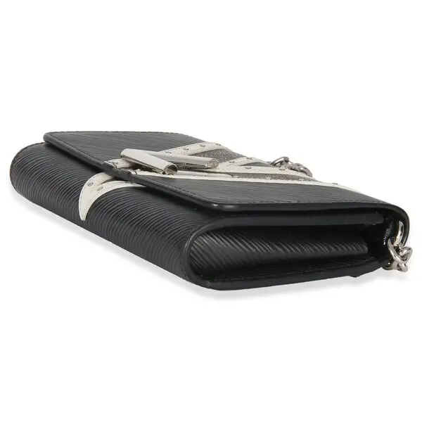 LOUIS VUITTON Twist Wallet On Chain