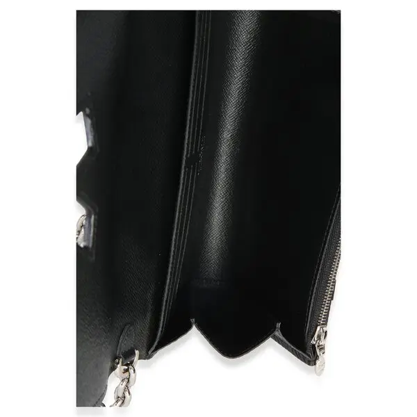 LOUIS VUITTON Twist Wallet On Chain
