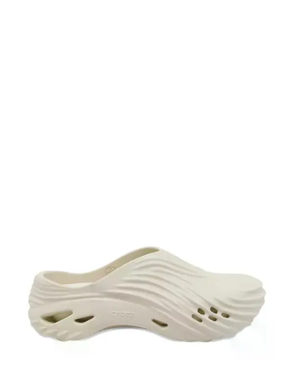 CROCS Echo Wave Sandals - Neutrals