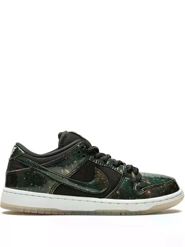 Nike Sb Dunk Low Trd Qs Galaxy Sneakers