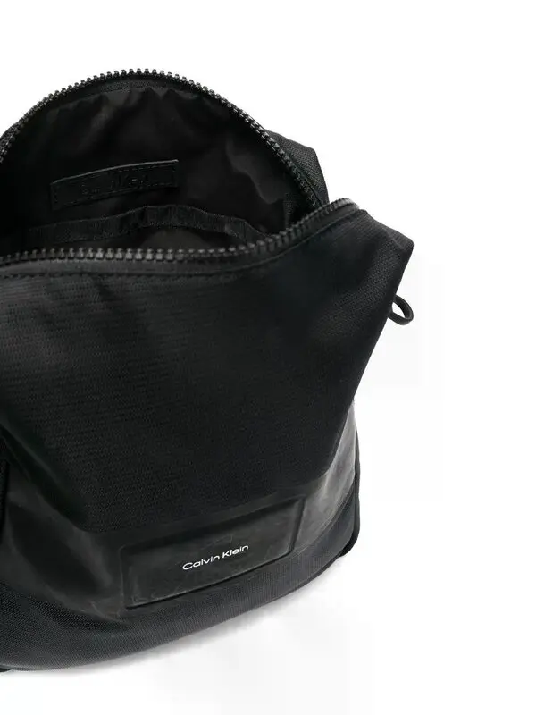 Calvin Klein Logo-patch Shoulder Bag