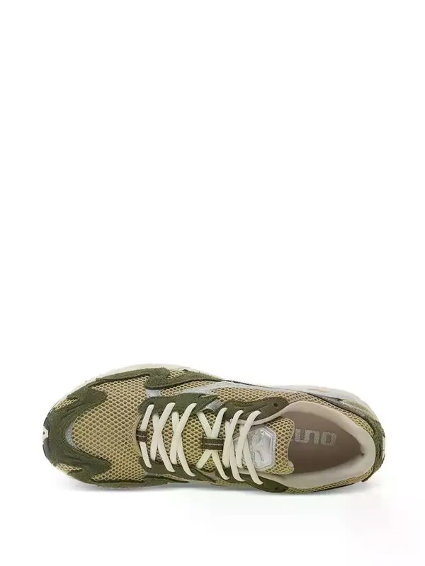Mizuno Wave Rider Sneakers