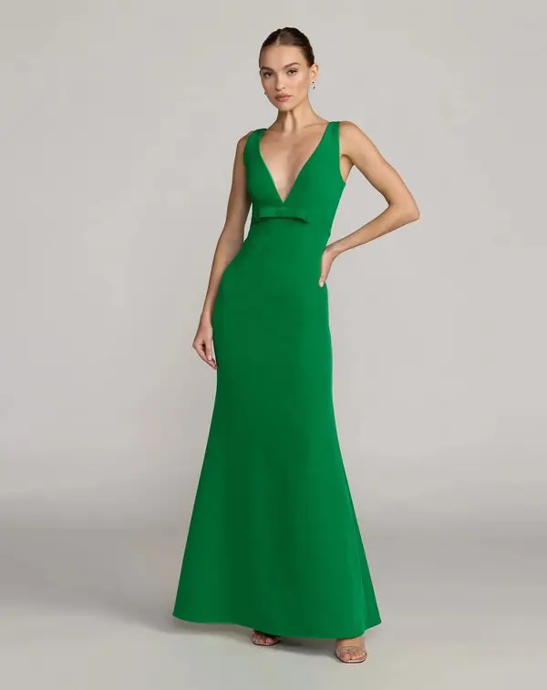 Mac Duggal Sleeveless V-neck Mermaid Gown With Bow - Green