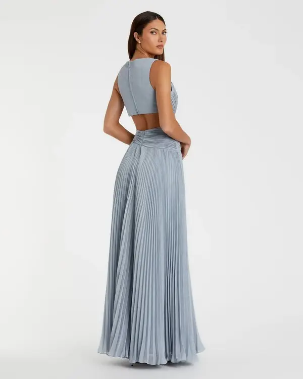 Mac Duggal Chiffon Gown With 3d Flower And Slit - Blue