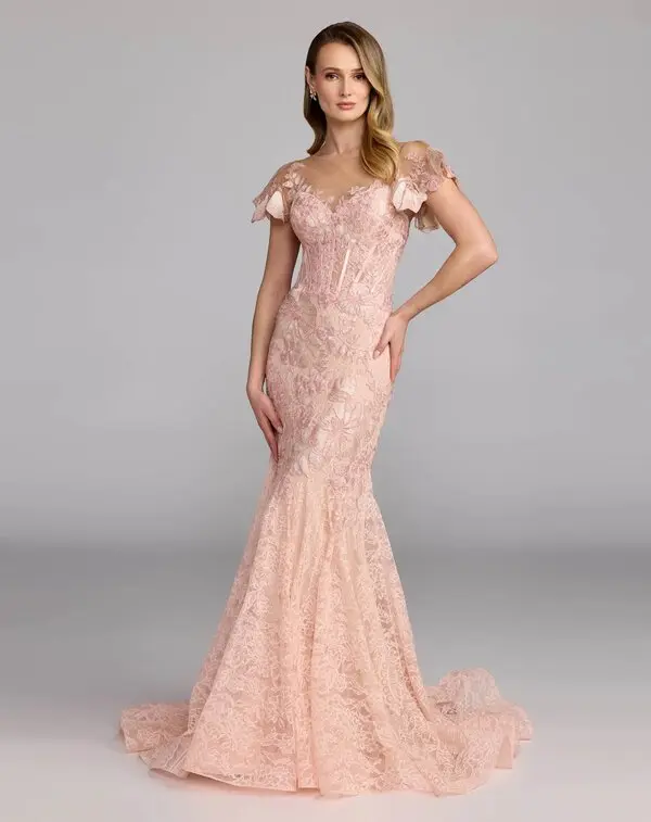 MAC DUGGAL COLLECTION Embroidered Lace Flutter Sleeve Mermaid Gown