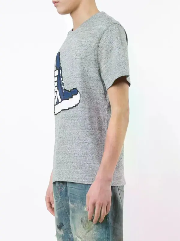 MOSTLY HEARD RARELY SEEN 8-BIT Sneaker T-shirt - Grey