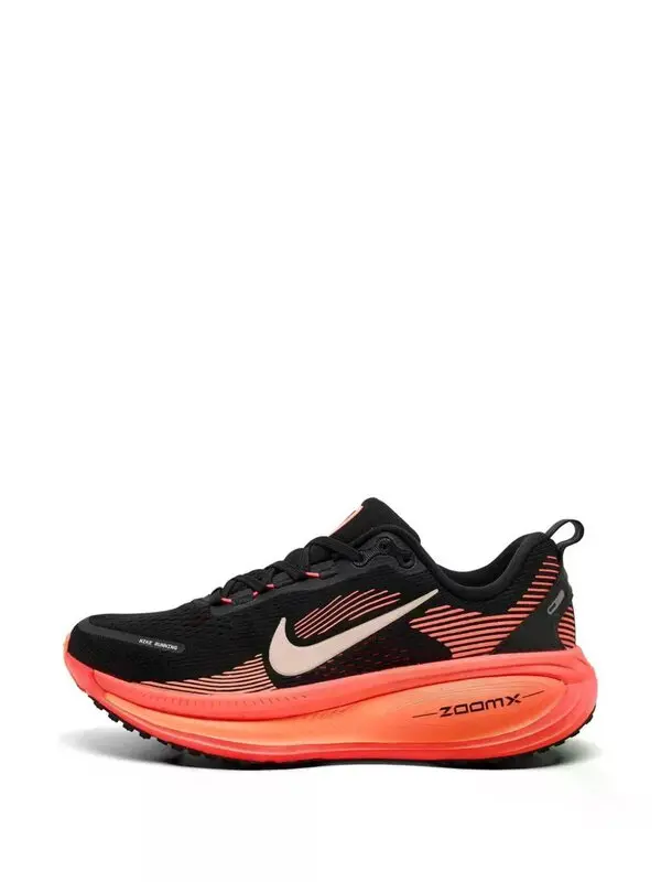 Nike Vomero 16 Sneakers - Black