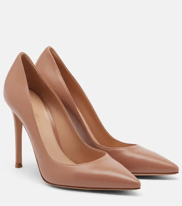 GIANVITO ROSSI Leather Pumps - Beige