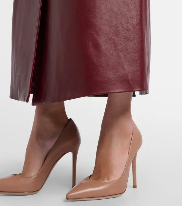 GIANVITO ROSSI Leather Pumps - Beige