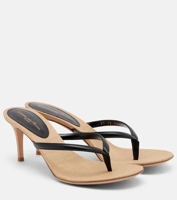 GIANVITO ROSSI Calypso Leather Thong Sandals - Black