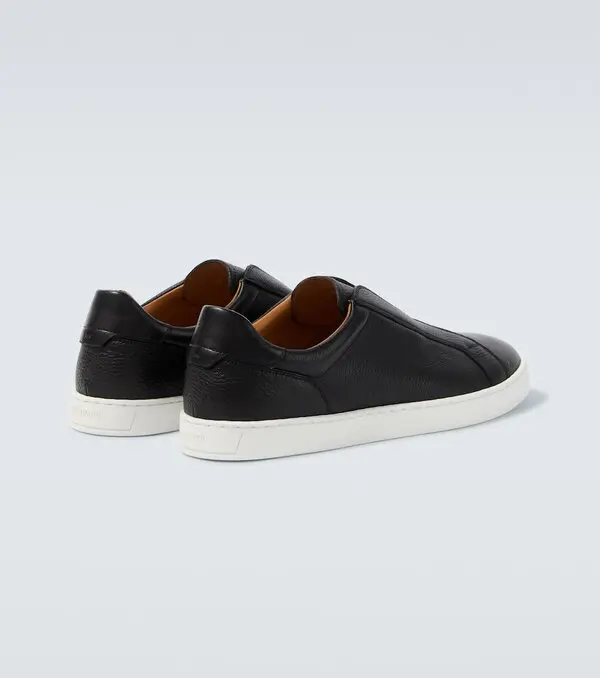 Magnanni Costa Slip-on Leather Loafers - Black