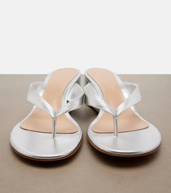GIANVITO ROSSI Metallic Leather Wedge Thong Sandals
