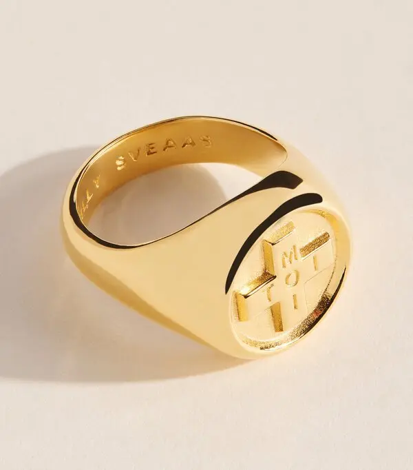 TILLY SVEAAS Plated Moi + Toi Signet Ring