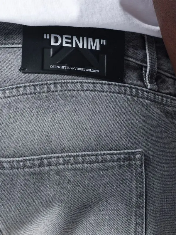 Off-White Flared Jeans In Washed - Denim