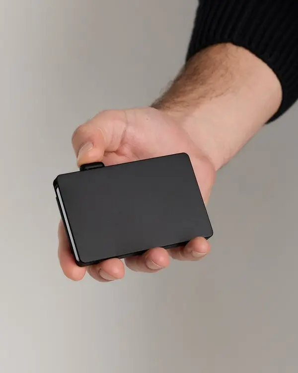 Quince Titanium Rfid Card Holder - Black