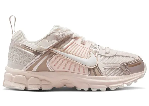 Nike Vomero 5 Sneakers