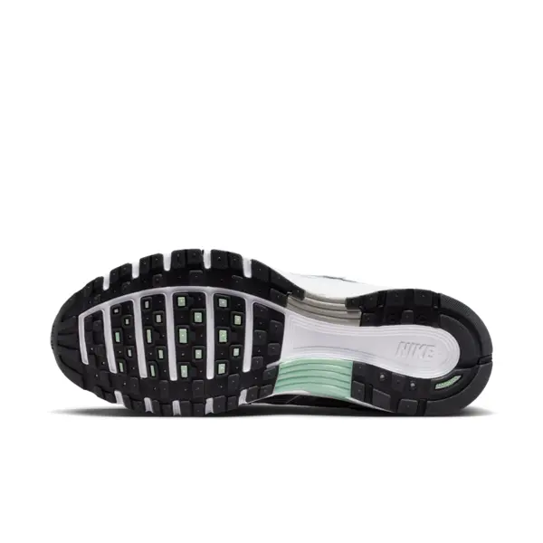 Nike P-6000 Sneakers - Grey