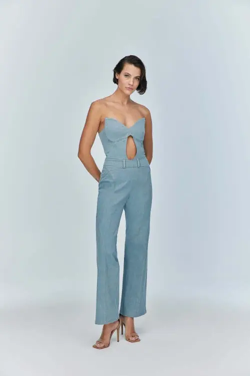 JENDUE Marvel Strapless Denim Jumpsuit - Vista Blue