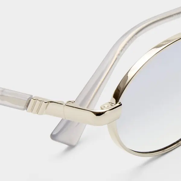 Le Specs Icicle Sunglasses - Silver Smoke