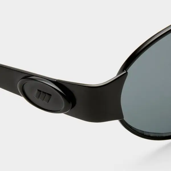 Le Specs Frostbite Oval Sunglasses - Matte Black