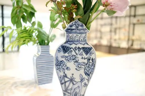 TWIG NEW YORK Well Versed Medium Blue Vase