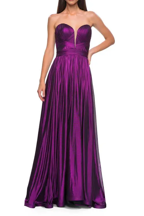 LABOMME Flowy Metallic Net Jersey Prom Dress With Intricate Ruched Bodice - Purple