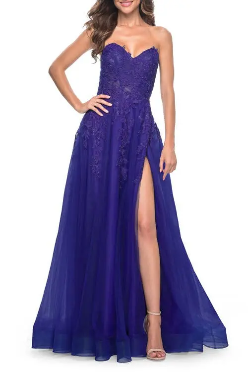 LABOMME Sweetheart Tulle Strapless Gown With Lace Applique - Indigo