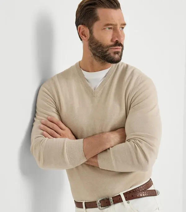 Brunello Cucinelli Cashmere V-neck Sweater - Beige