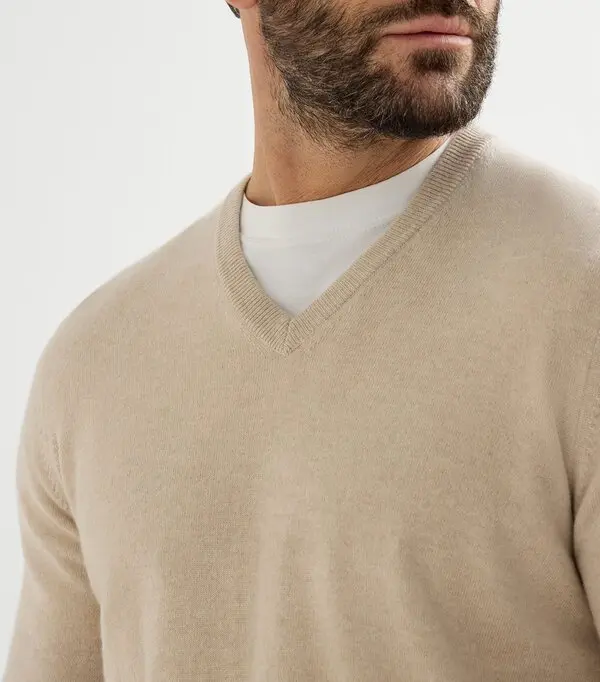 Brunello Cucinelli Cashmere V-neck Sweater - Beige