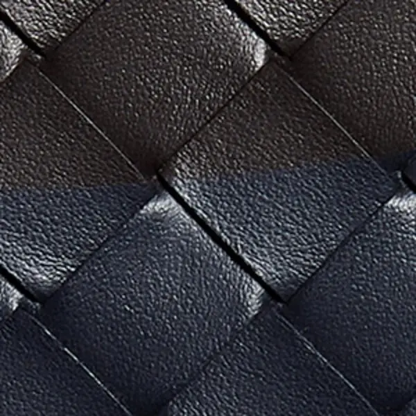 Bottega Veneta Leather Intrecciato Bifold Wallet - Blue