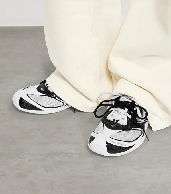 Balenciaga Radar Low Top Sneakers - White