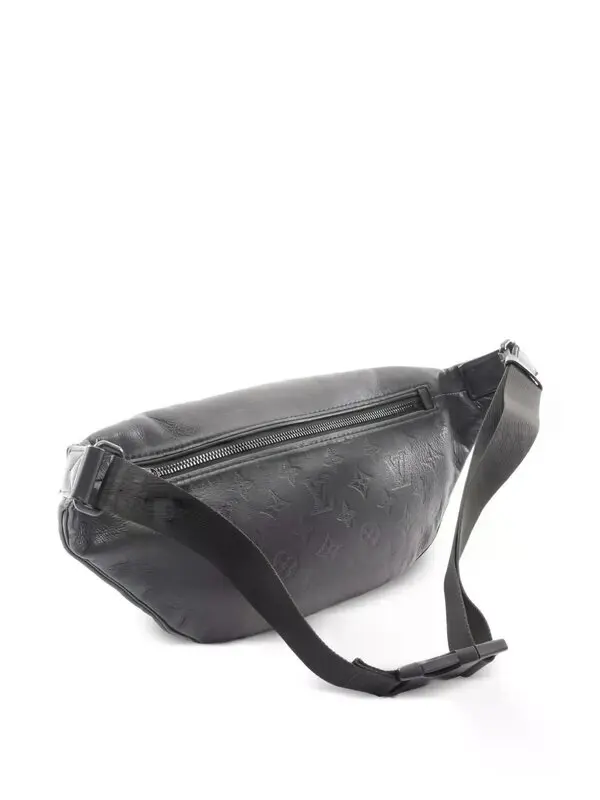 LOUIS VUITTON Discovery Belt Bag - Black