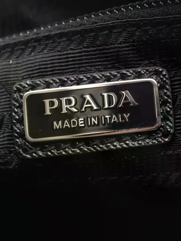 Prada 2013-2026 Tessuto Clutch