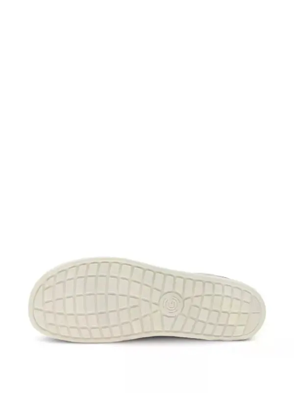 GROUNDIES Nova Sneakers