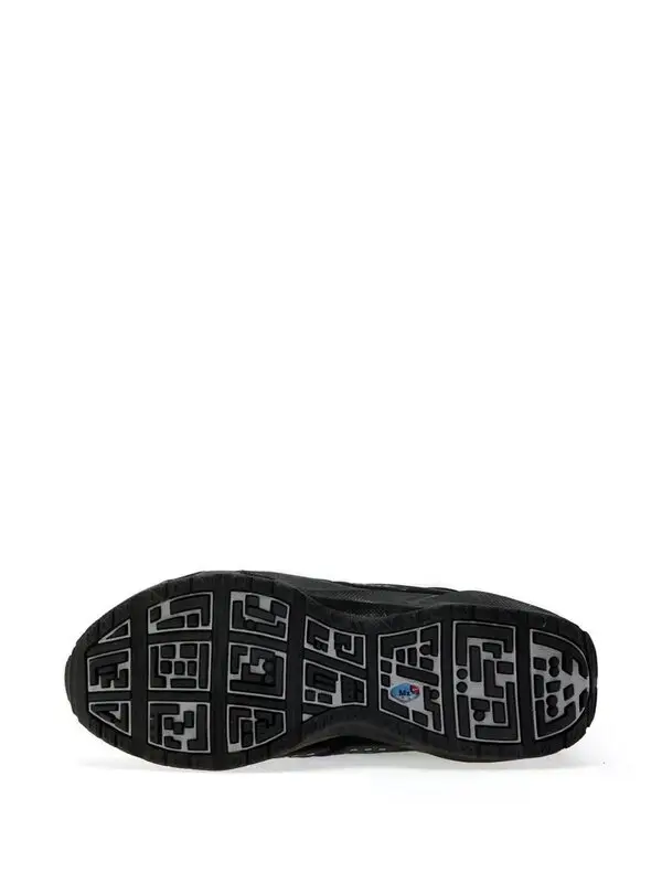 Nike Air Max Zip-front Sneakers - Black