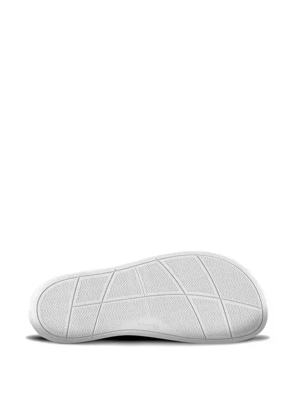 BE LENKA Lace-up Sneakers