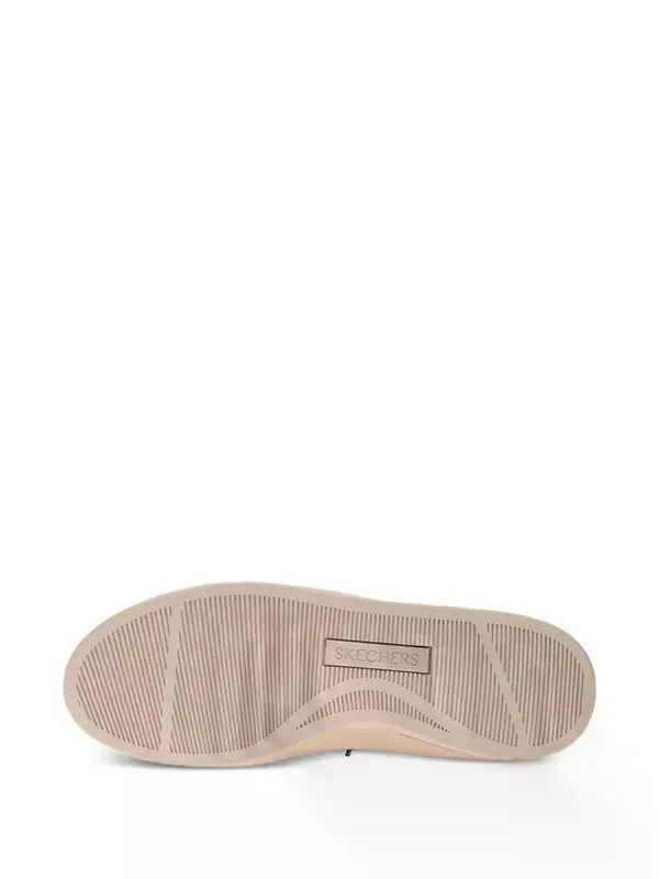 Sketchers Hiland Sneakers
