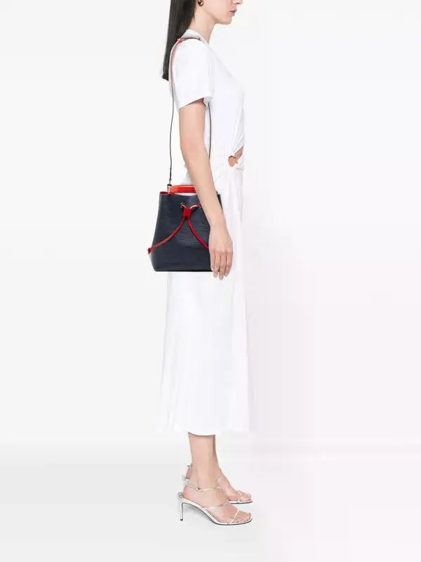 LOUIS VUITTON 2019 Epi Neonoe Mm Bucket Bag - Blue