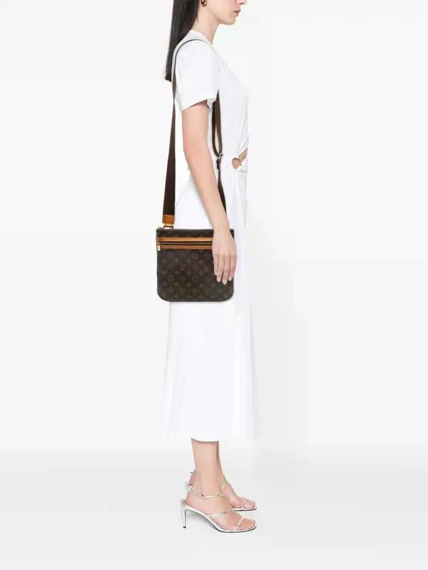 LOUIS VUITTON 2005 Monogram Bosphore Pochette - Brown