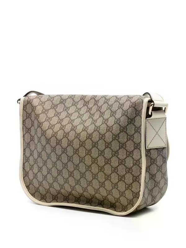 Gucci Gg Supreme Crossbody Bag - White