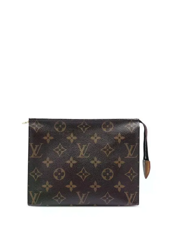 LOUIS VUITTON 2020 Monogram Toiletry Pouch 19 - Brown