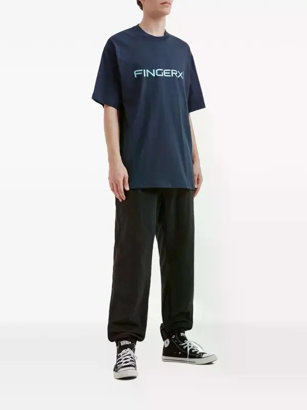 FINGERCROXX Logo-print T-shirt