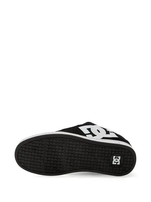 DC SHOES Logo-print Suede Sneakers - Black