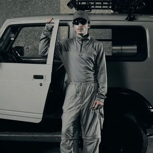 Oakley Pullover - Grey