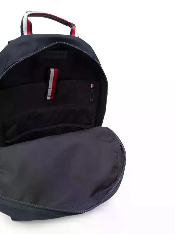 Tommy Hilfiger Logo Zipped Backpack